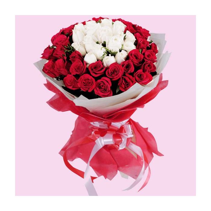 Order red and white roses bouquet online