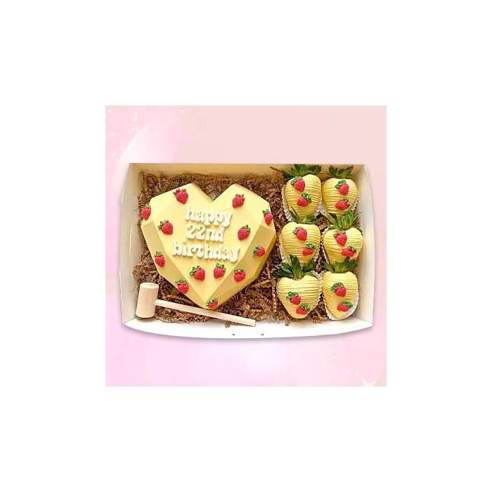 Order pineapple pinata cake online| Send mini cake to India